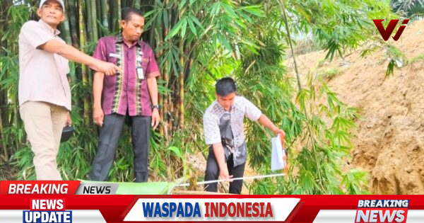 Peluhan Warga Desun I Desa Empat Negeri Protes Adanya Galian Parit ...